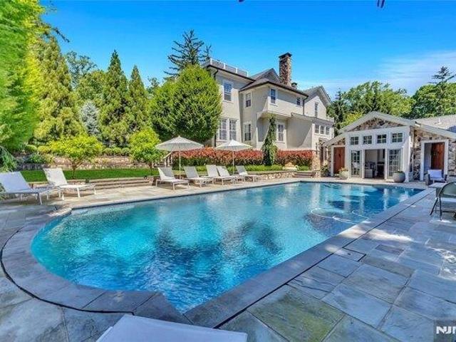 house with 6 bedroom, Montclair NJ DS102827508