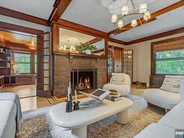 house with 6 bedroom, Montclair NJ DS102279376