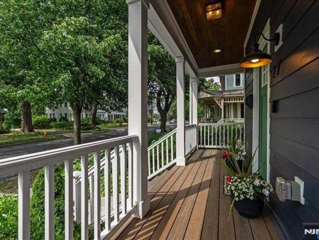 house with 6 bedroom, Montclair NJ ES104112885