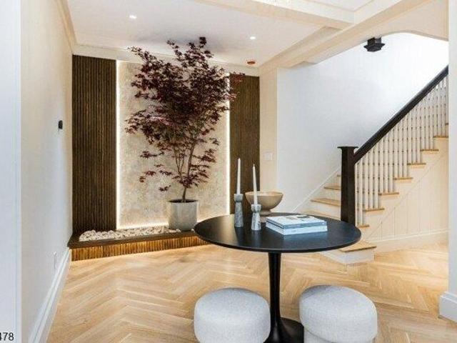 house with 6 bedroom, Montclair NJ ES104300005