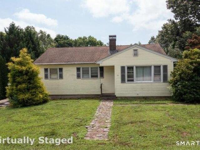 house with 6 bedroom, Montville CT DS102062659