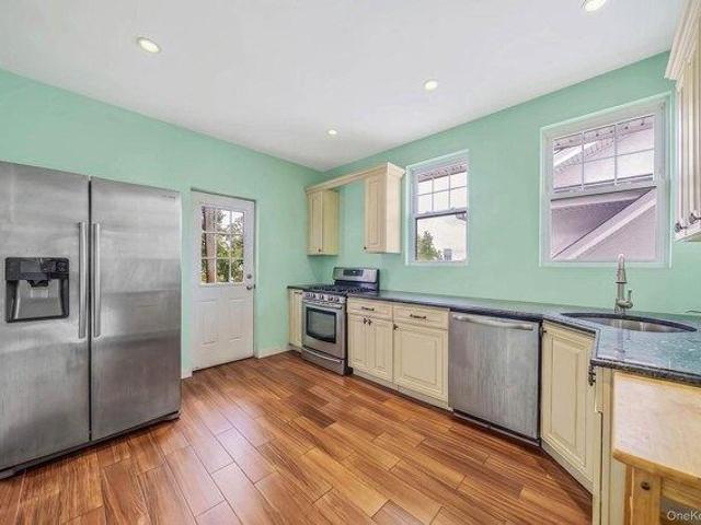 house with 6 bedroom, Mount Vernon NY ES105204102