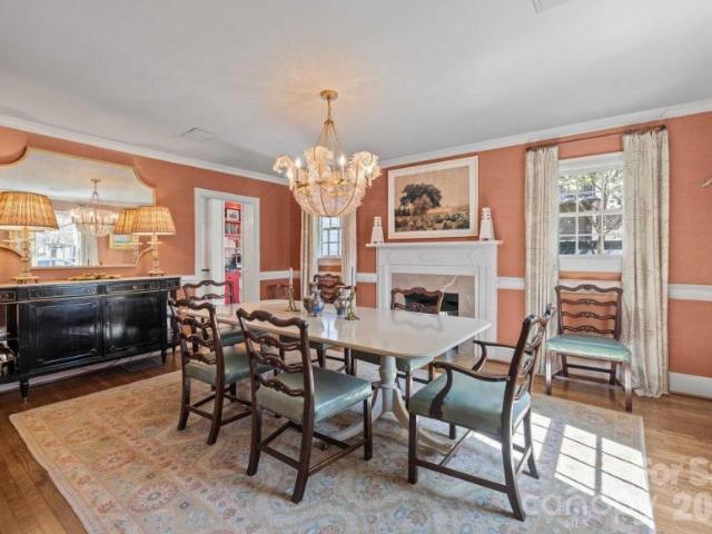 house with 6 bedroom, NC NC DLS101447927