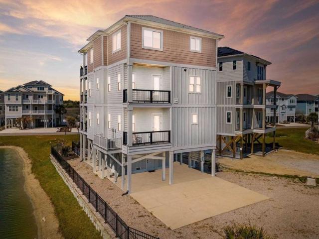 house with 6 bedroom, NC NC DLS101341351