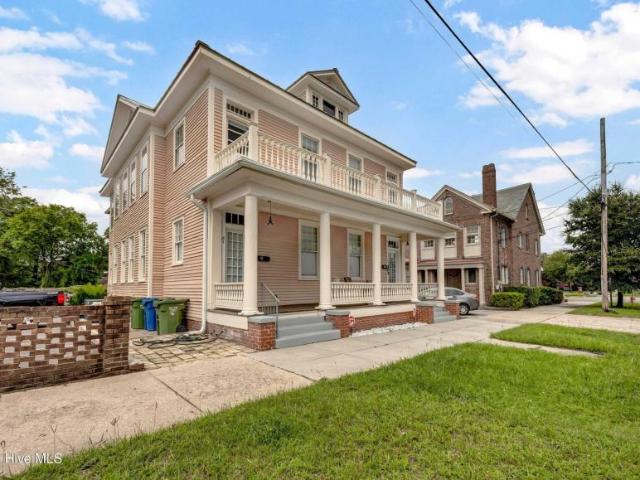 house with 6 bedroom, NC NC DLS101367832