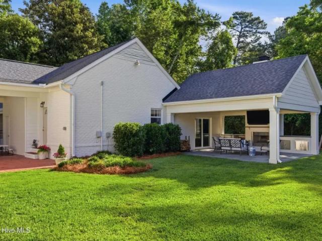 house with 6 bedroom, NC NC DS102272149