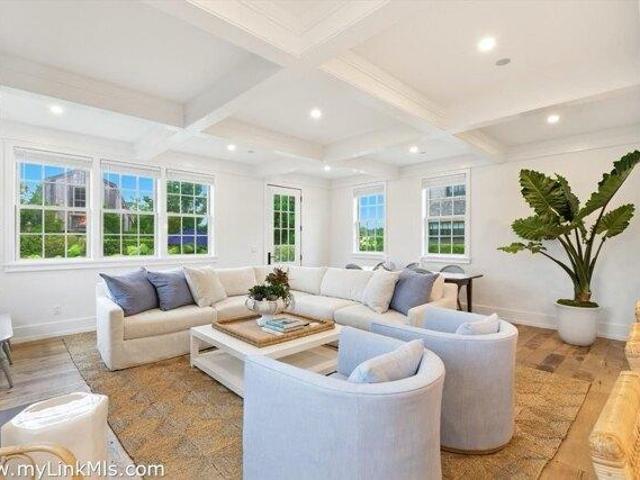 house with 6 bedroom, Nantucket MA ES105190656