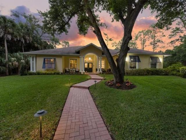 house with 6 bedroom, Naples FL ES87987461