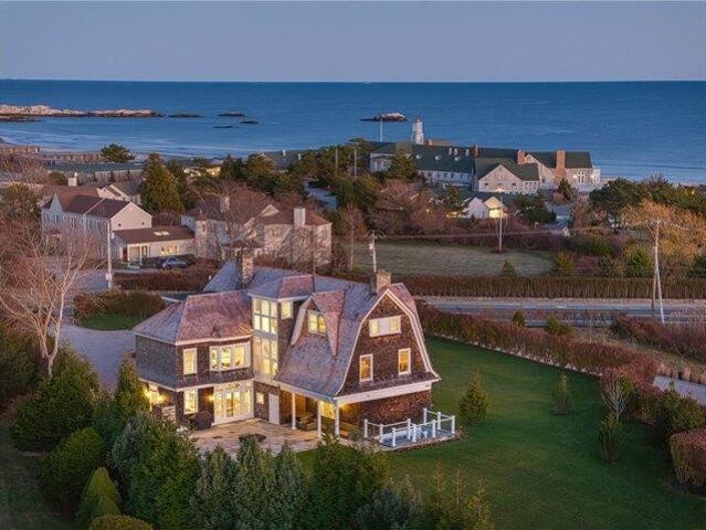 house with 6 bedroom, Narragansett RI DLS102959844