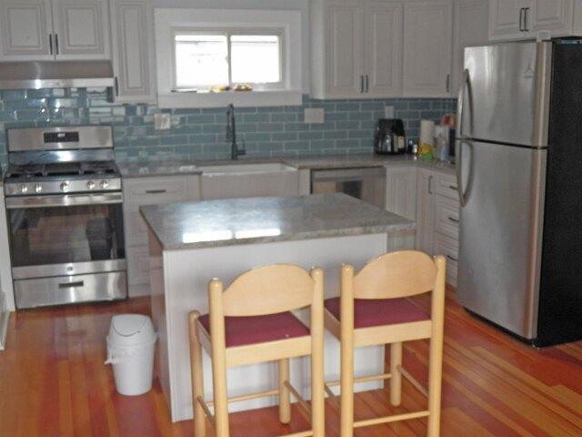house with 6 bedroom, Nashua NH DS102212343