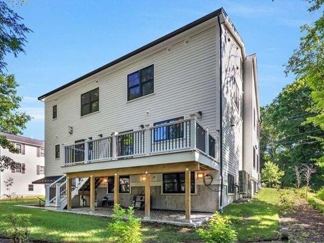 house with 6 bedroom, Needham MA ES105126333
