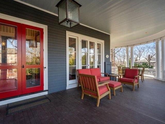 house with 6 bedroom, Newton MA DLS101856965