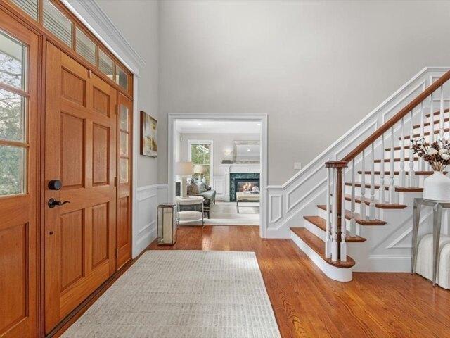 house with 6 bedroom, Newton MA DLS102634580