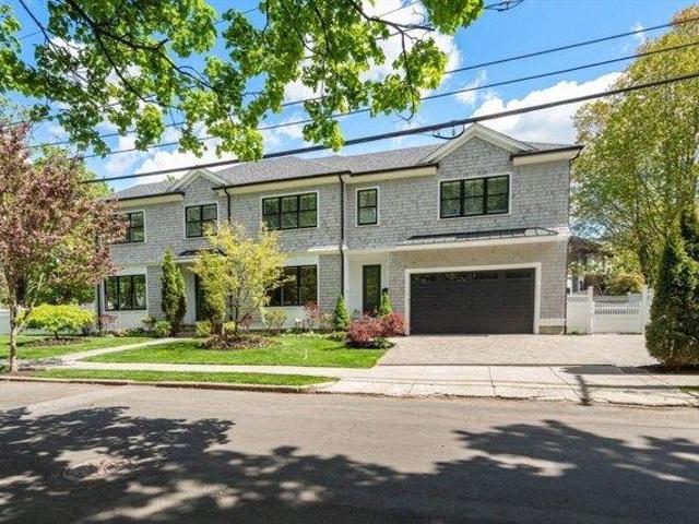 house with 6 bedroom, Newton MA DLS102961447