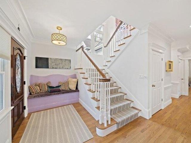house with 6 bedroom, Newton MA DS102528069
