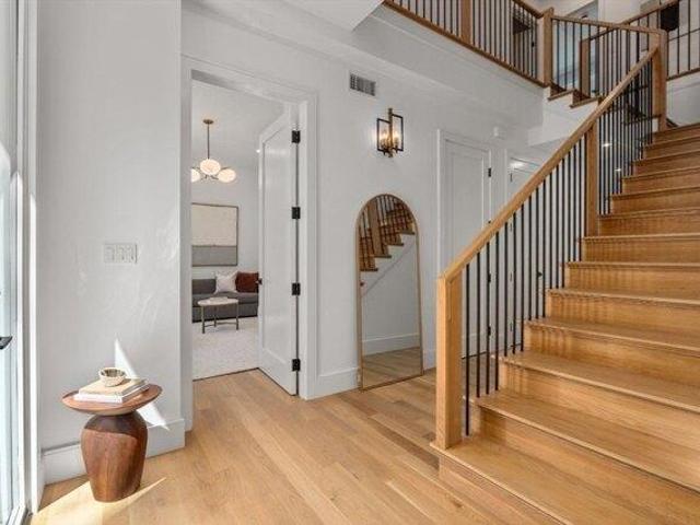 house with 6 bedroom, Newton MA DS103850708