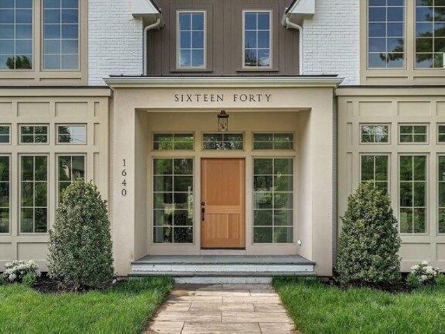 house with 6 bedroom, Newton MA DS104192169