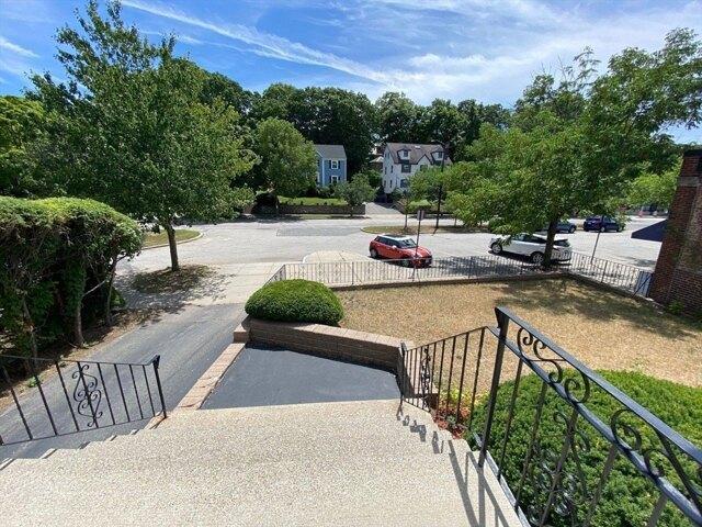 house with 6 bedroom, Newton MA ES102823825