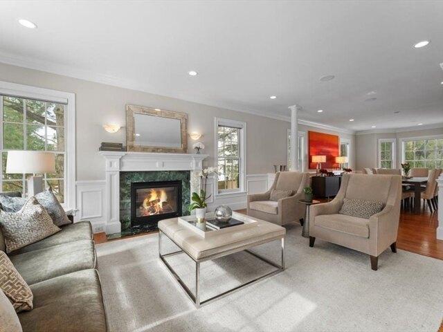 house with 6 bedroom, Newton MA ES103664810