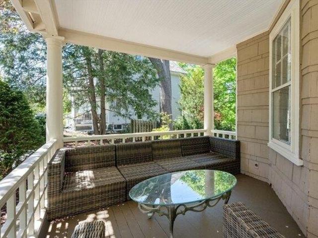 house with 6 bedroom, Newton MA ES103666115