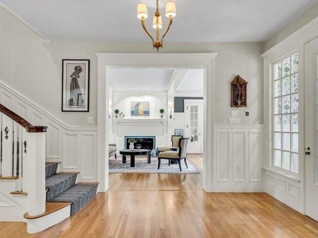 house with 6 bedroom, Newton MA ES104848296