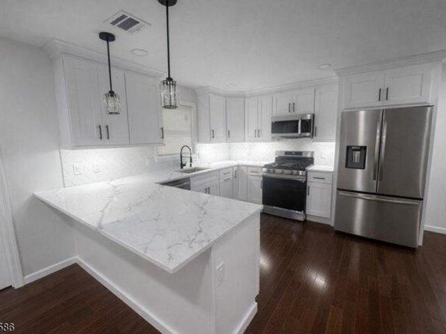 house with 6 bedroom, Newton NJ DLS101783599