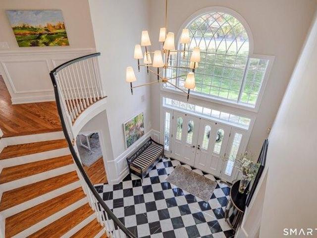 house with 6 bedroom, Newtown CT ES103099680