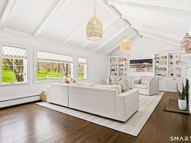 house with 6 bedroom, New Canaan CT DS104150355