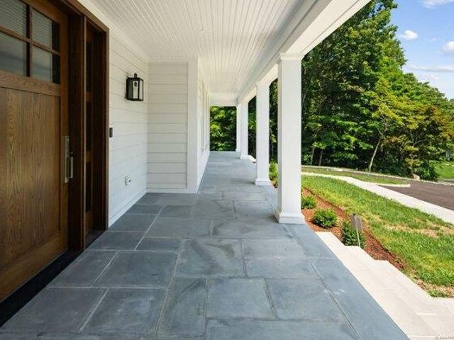 house with 6 bedroom, New Canaan CT ES104376776