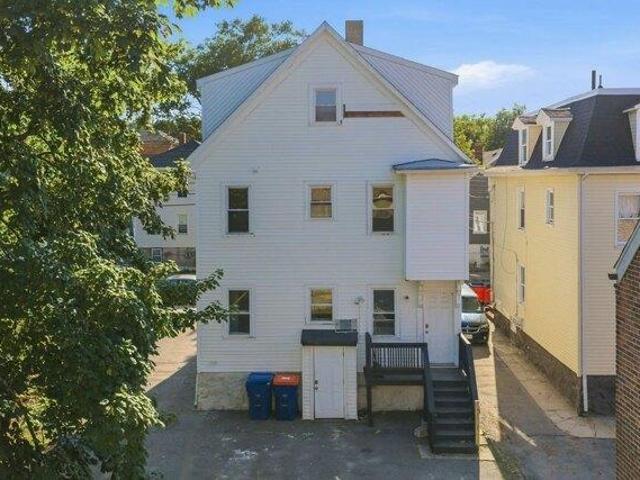 house with 6 bedroom, New Bedford MA DS104113545