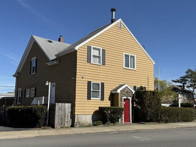 house with 6 bedroom, New Bedford MA ES103163141
