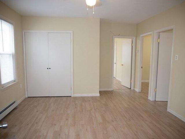 house with 6 bedroom, New Bedford MA ES104010462