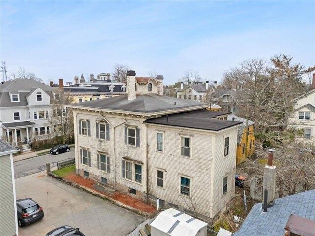 house with 6 bedroom, New Bedford MA ES105080783