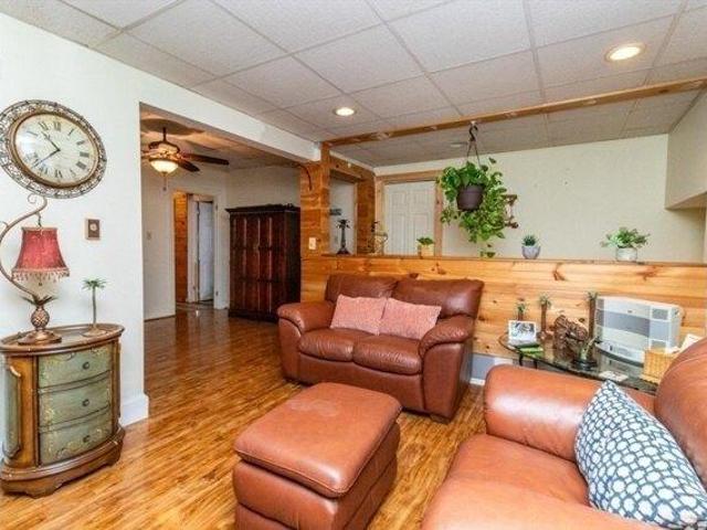 house with 6 bedroom, New Bedford MA ES105093265