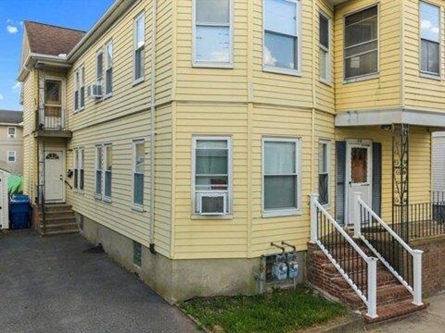 house with 6 bedroom, New Bedford MA ES105123842