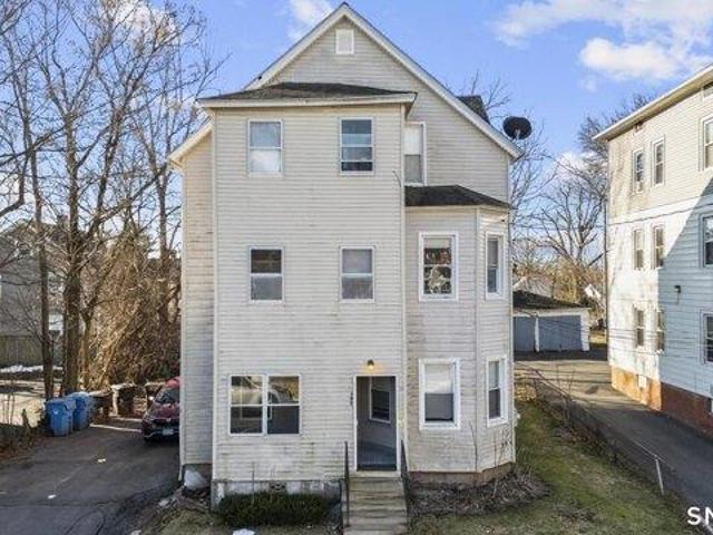 house with 6 bedroom, New Britain CT DLS101631663