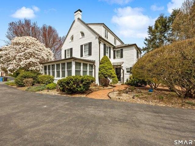 house with 6 bedroom, New Britain CT DLS103072982