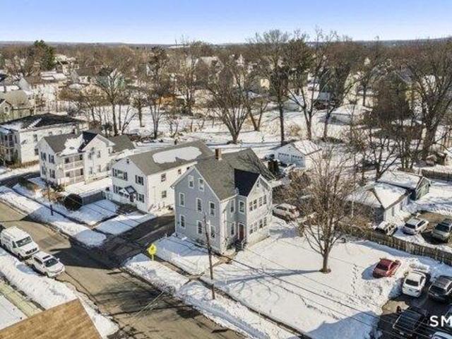 house with 6 bedroom, New Britain CT DS102479892