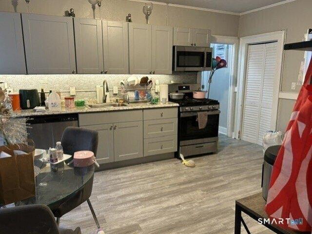 house with 6 bedroom, New Britain CT ES104807733
