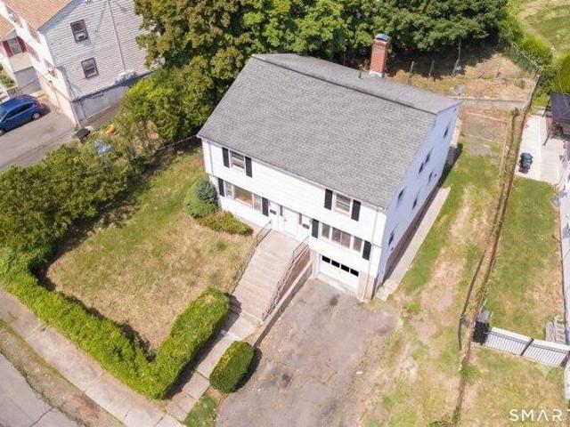 house with 6 bedroom, New Britain CT ES105115720