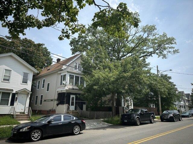 house with 6 bedroom, New Haven CT DS102565407