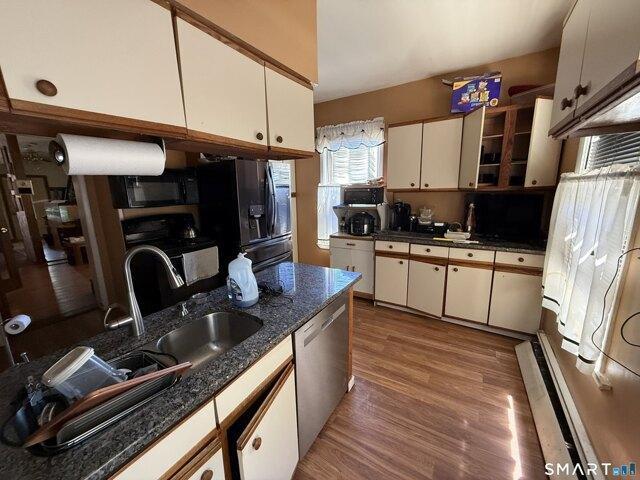 house with 6 bedroom, New Haven CT ES104869449