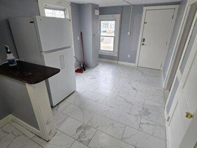 house with 6 bedroom, New Haven CT ES104947167