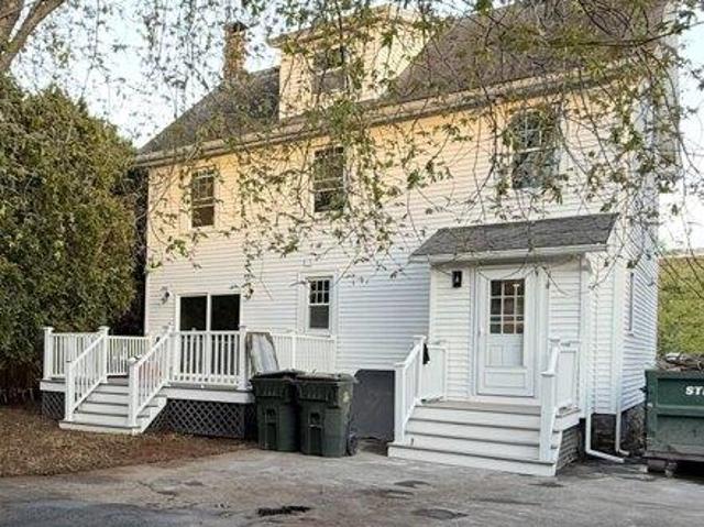 house with 6 bedroom, New London CT ES104265521