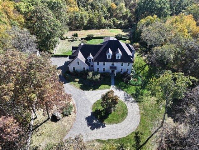 house with 6 bedroom, New Milford CT DLS102586366