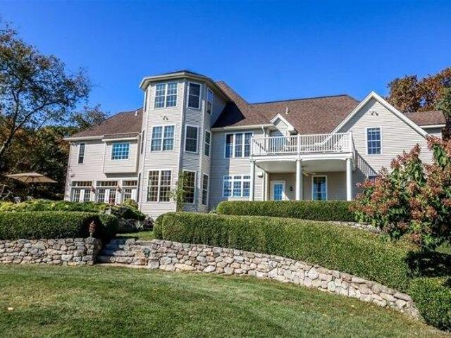 house with 6 bedroom, New Milford CT ES104148820