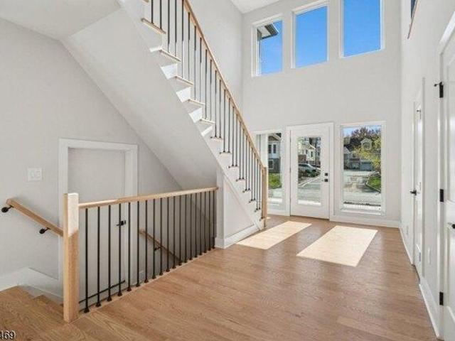 house with 6 bedroom, New Providence NJ DLS101780516
