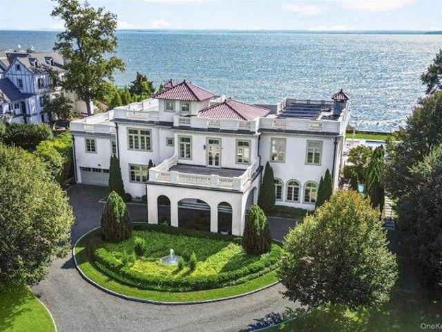 house with 6 bedroom, New Rochelle NY DS102562508