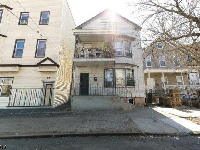 house with 6 bedroom, Newark NJ DLS102724972