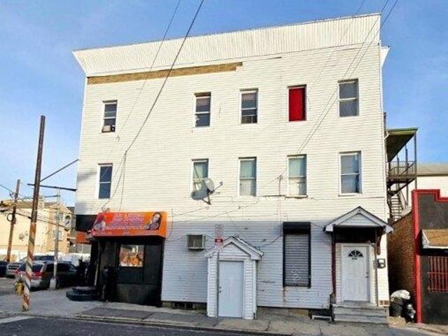 house with 6 bedroom, Newark NJ DLS91301369